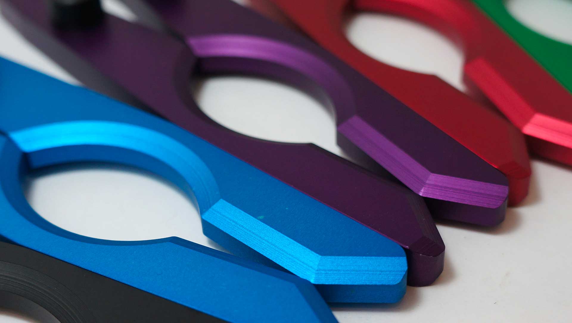 Anodisation chromique, sulfurique, dure, quelle épaisseur au final